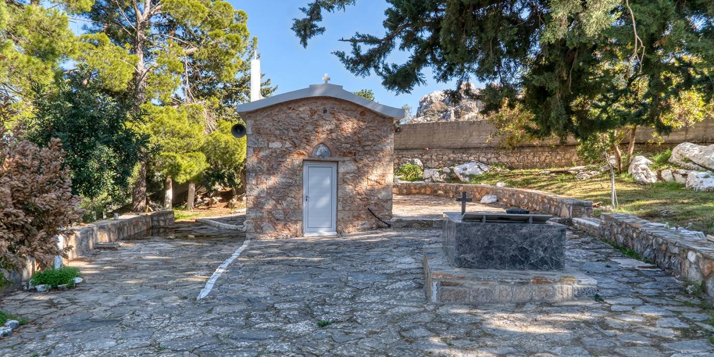 Μνημείο Κερατίδι | visitmalevizi.gr
